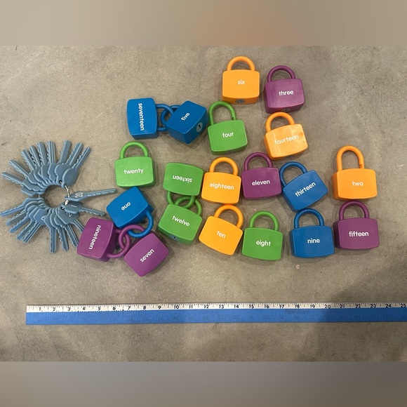 Lakeshore | Toys | Lakeshore Learning Unlock It Number Match Plastic ...